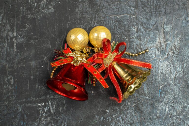 9 Christmas Symbols and Their Meanings - AI Home Design Blog